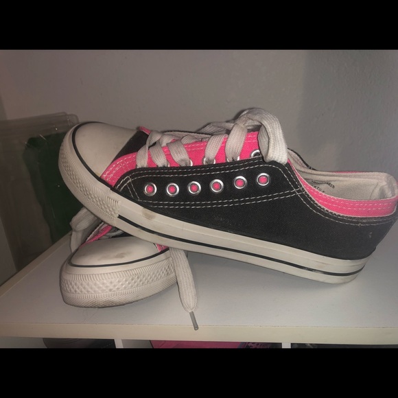 Deb | Shoes | Deb Converse Style Shoe | Poshmark